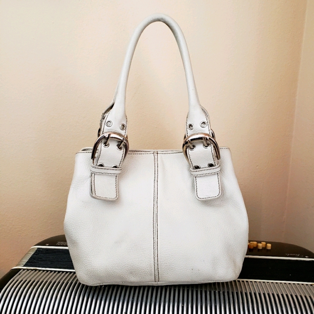 Awesome Pelle Studio Ivory Pebbled Leather Handbag - Gem